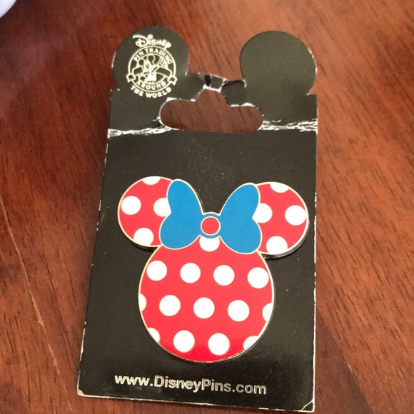 Disney | Jewelry | Disney Minnie Mouse Pin | Poshmark